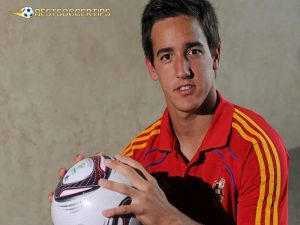 The shortest goalkeeper in football history