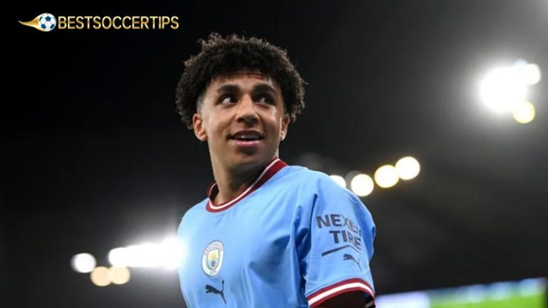 Top 9 shortest goalkeeper in premier league of all time