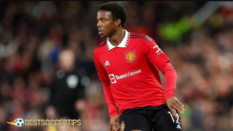 Top 9 shortest goalkeeper in premier league of all time