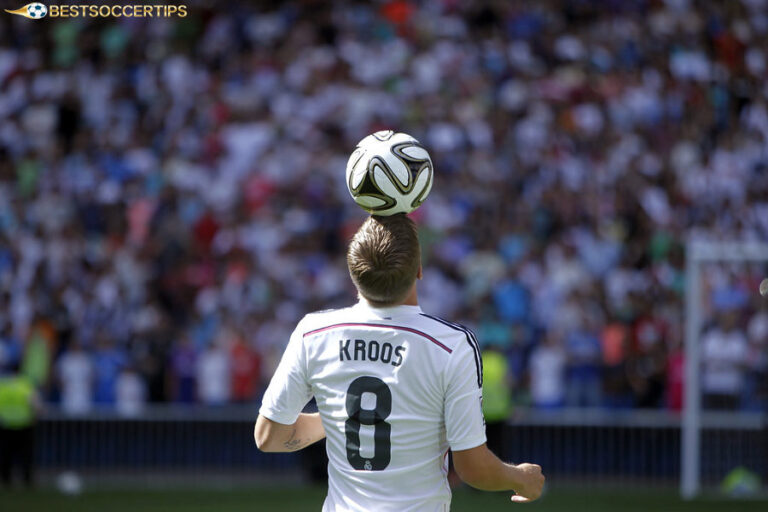 Top 7 famous jersey numbers in football